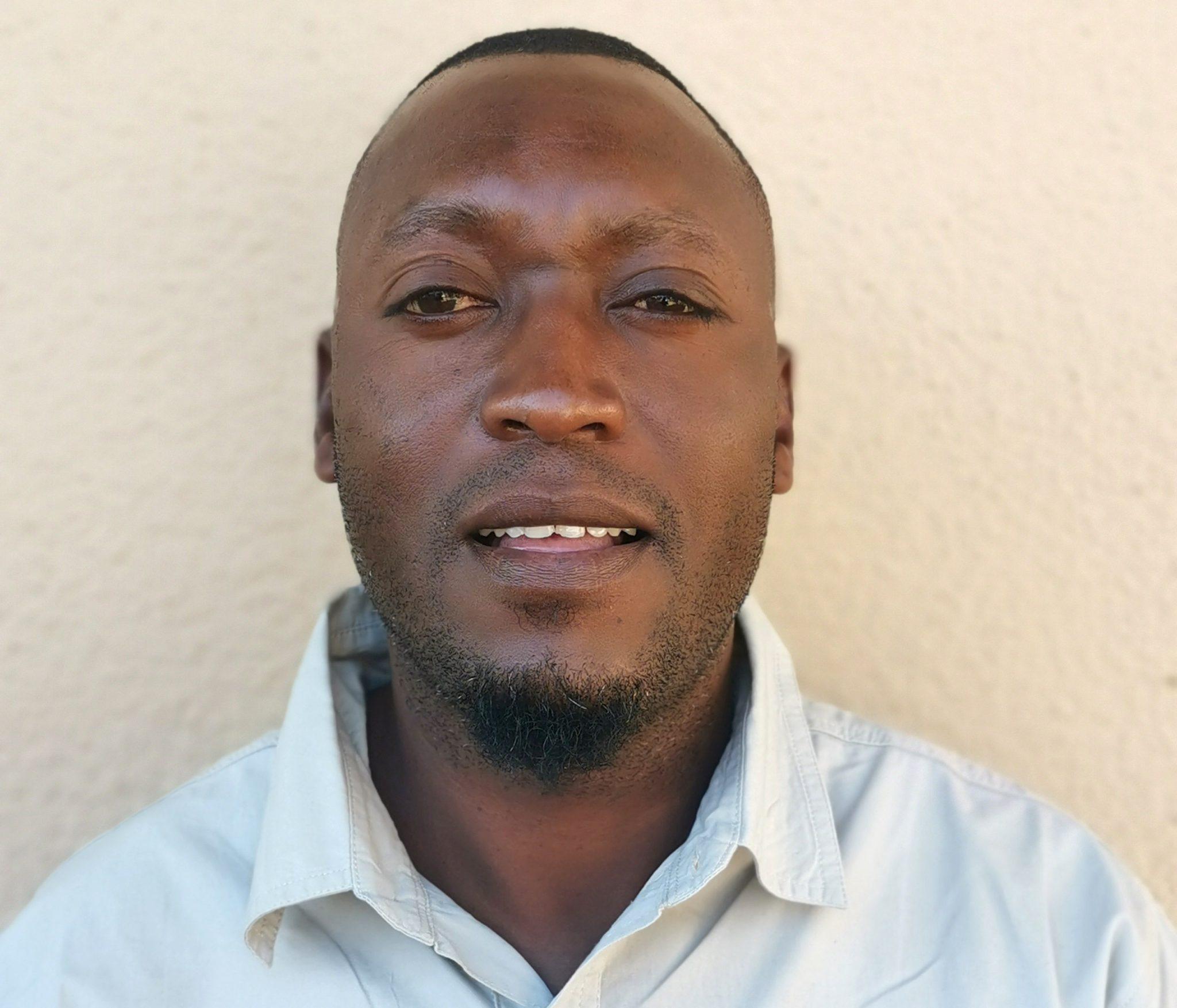 Simon Ntinda - Expert Guide | Africa Experience